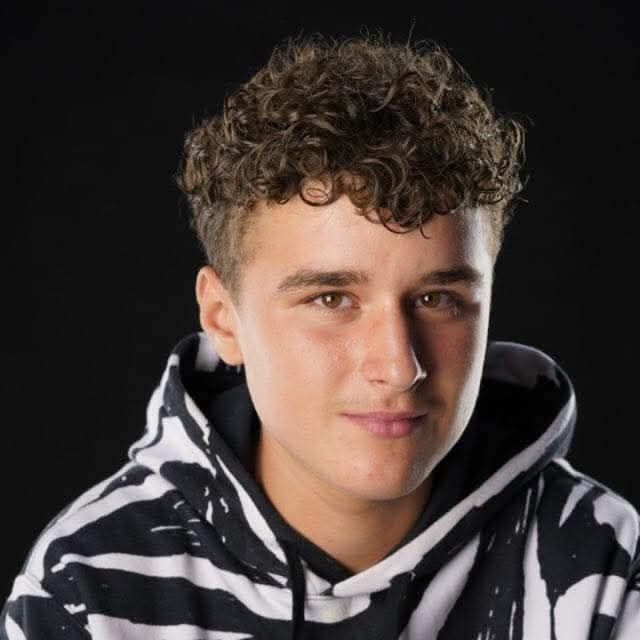 Ги гледаш другарите како умираат во раце.. Се огласи Јован Костадинов, херојот од Виница ...